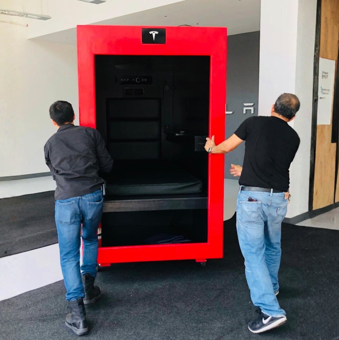 Eco-Friendly Pods & Soundproof Booths – NapBox